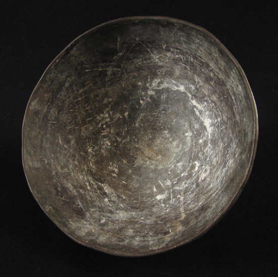 Oceanic Art - Clay pot, Sepik River, Papua New Guinea